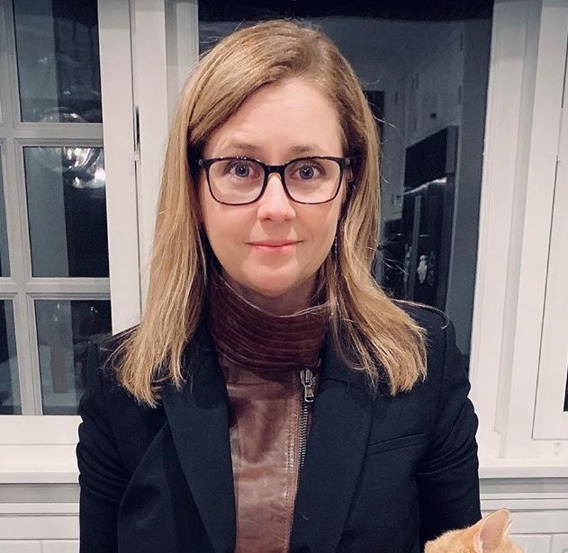 Jenna Fischer Family: Husband, Kids, Parents, Siblings | FamilyWing