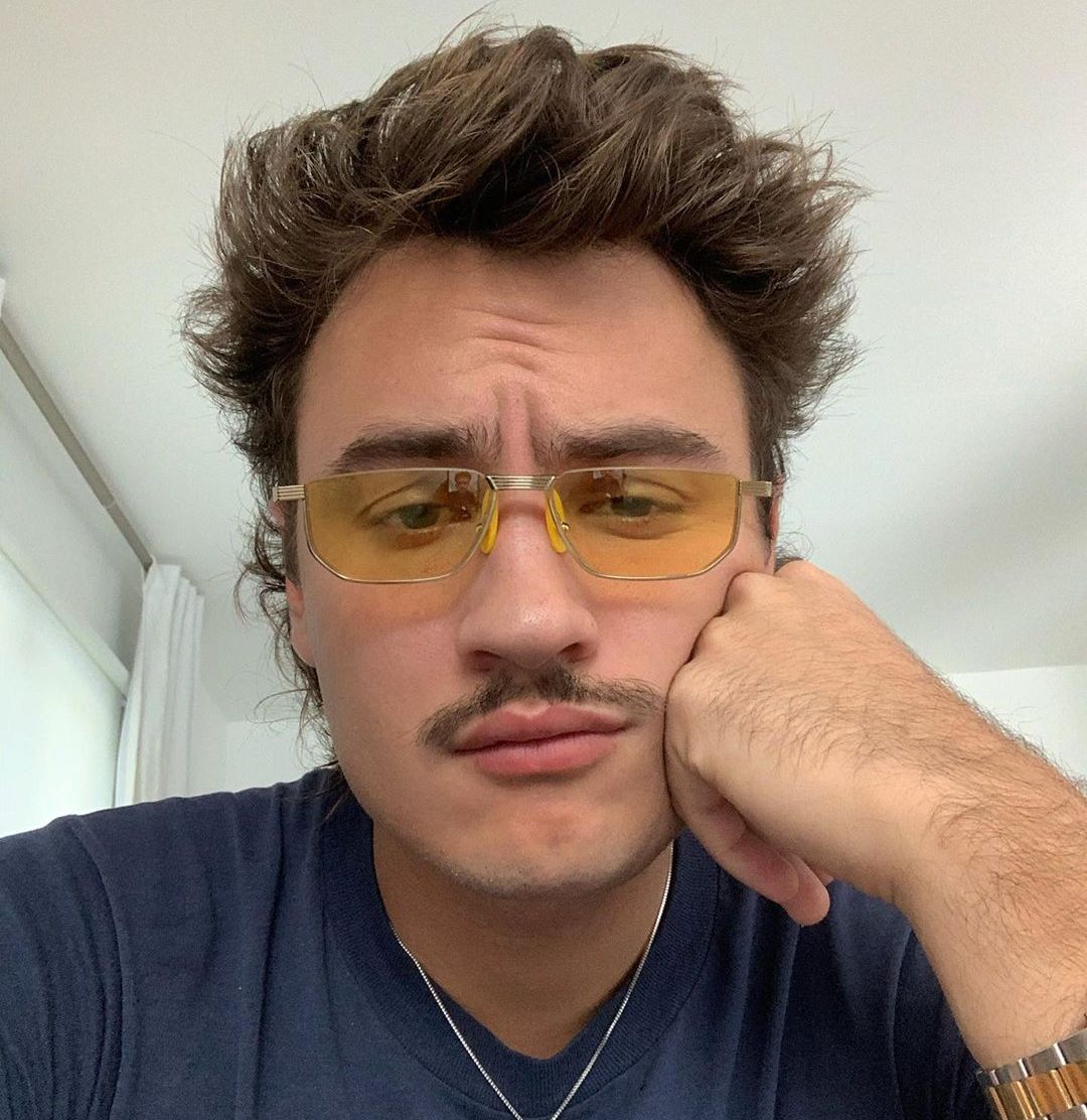 Brandon Thomas Lee Family: Parents, Siblings | FamilyWing