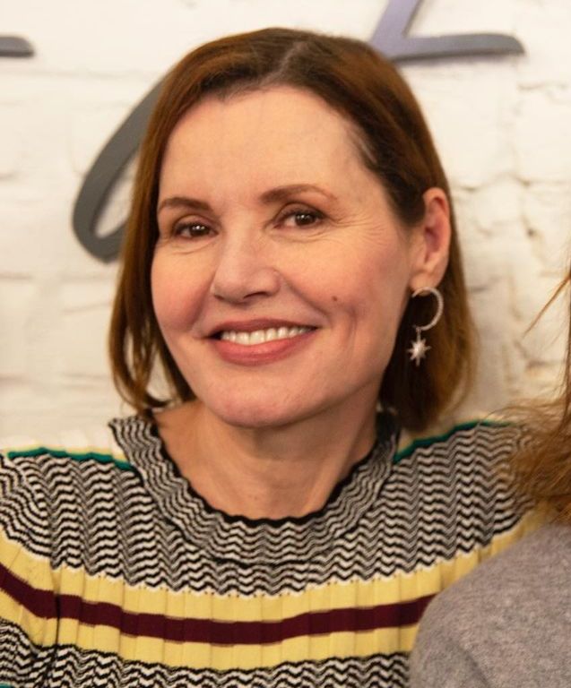 Geena Davis Family: Husband, Kids, Parents, Siblings | FamilyWing