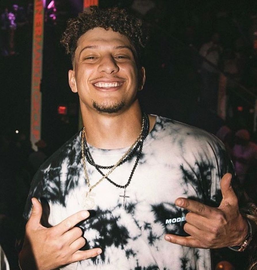 Patrick Mahomes Family: Wife, Kids, Parents, Siblings | FamilyWing